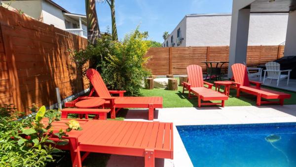 Pool Townhome 250 Steps To Beach Townhouse - South Padre Island