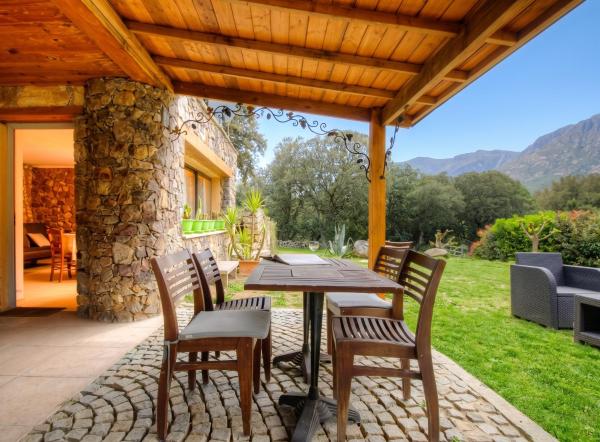 Appartement Confortable à Moltifao, Vue Sur Montagne, 50 M² - Asco