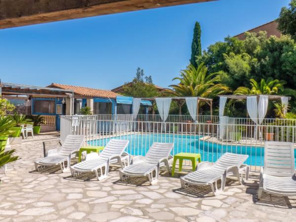 Maison Charmante à Cogolin Avec Vue Sur La Mer Et Piscine - Gassin