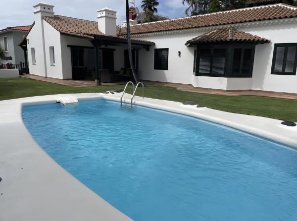Canarian Villa With Pool - La Orotava