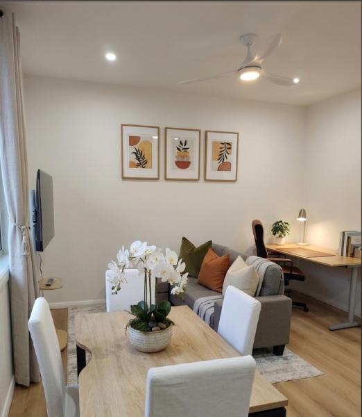 Sleep 4 New 1 Bedroom 2 Baths Villa Near Parramatta Cbd And Westmead Hospital - Sydney