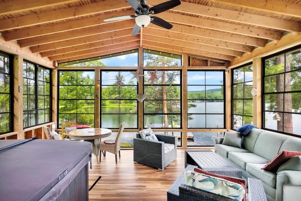 Lakefront Retreat Hot Tub, Dock, Kayaks, & Firepit - State of New York
