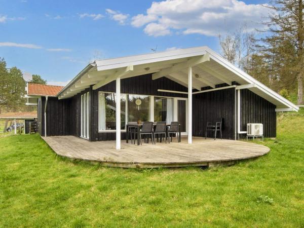 8 Person Holiday Home In Ebeltoft - Denmark