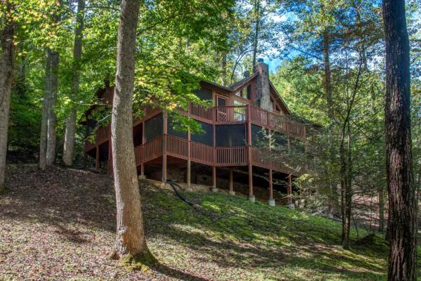 Family Friendly-game Room-hot Tub-fireplace - Wears Valley, TN