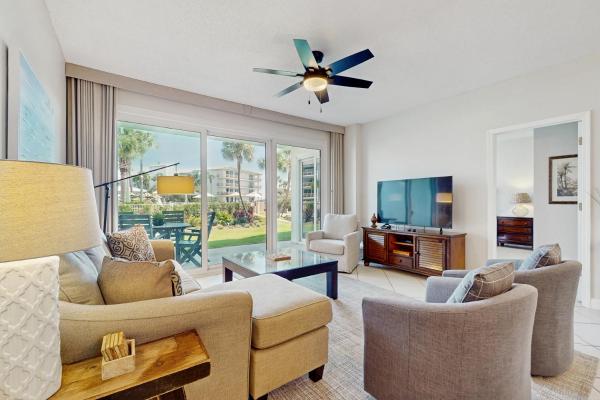 Coastal Condo With Lagoon Pool Bike Rentals Tennis Pickleball & Beach Access - Alys Beach, FL