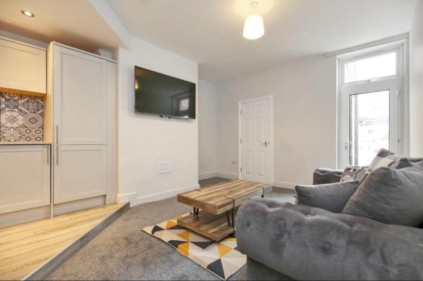 Beautifully Renovated 3-bed Prime Jesmond - Gosforth