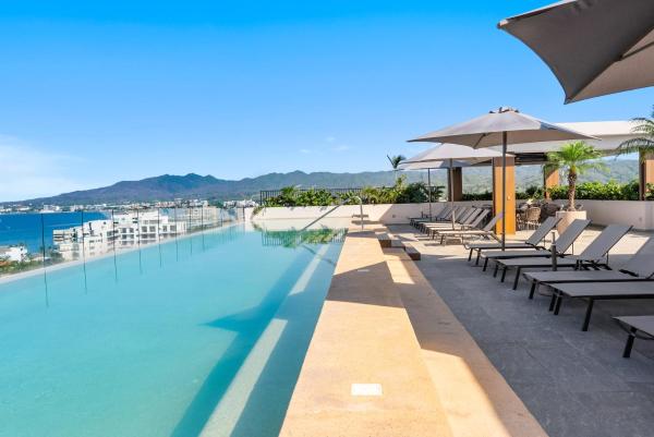 Cozy 1br Bucerías Stay With Pool, Gym, Wifi & Kitchenette - Bucerías