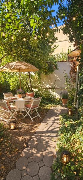 Studio Cosy Avec Coin Jardin - Carpentras