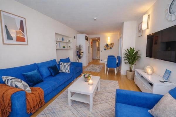 Room With Mounting View - Batumi