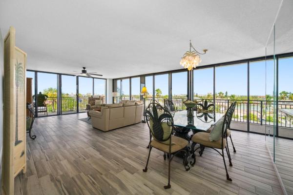Mansions By The Sea 406b - Premier - St. Petersburg, FL