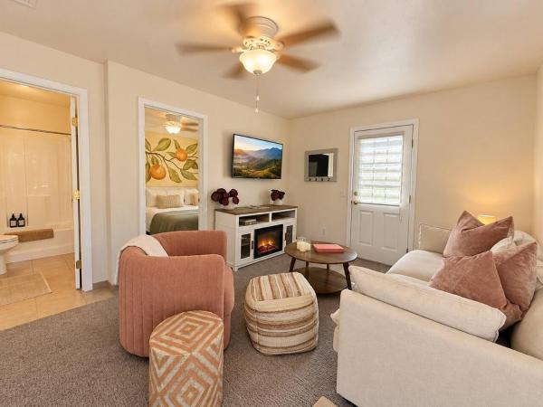 Pixie And Orchard Cottages - Sleeps 7 - Ojai, CA