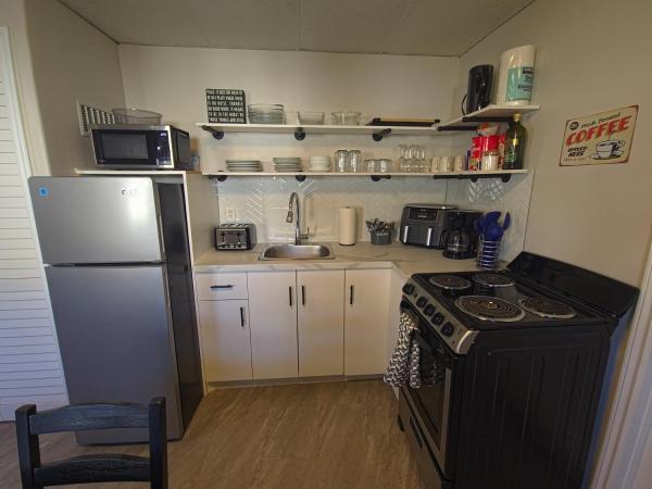 Cozy Home On A Quiet Street Minutes To Dt Kingston - Kingston