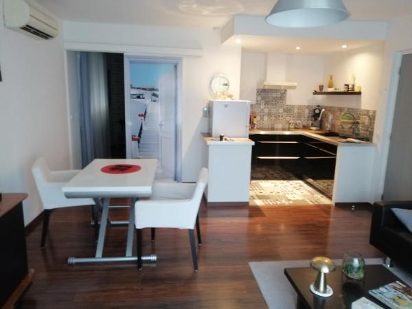 La Maison De 6fran Appartement 1 Calme Et Spacieux Ambiance Familiale - Bessan