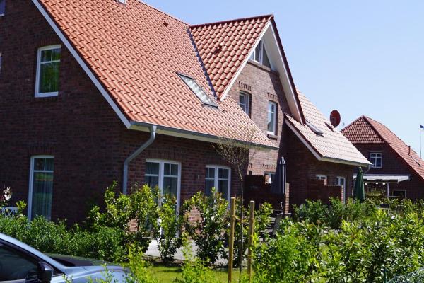 Pelle Ferienhaus I Und Iii Am Alten Deich Mit Kamin Garten Sauna Strandkorb - Wilhelmshaven