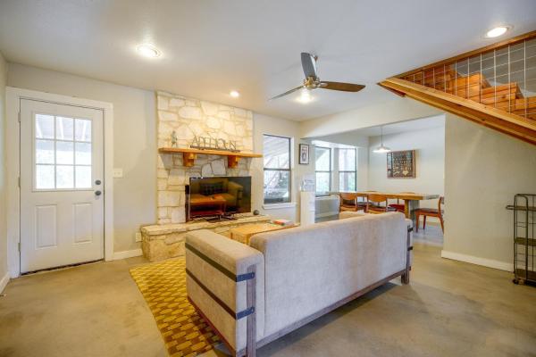 9 Mi To Six Flags! Wooded Retreat W/ Patio - Dominion - San Antonio