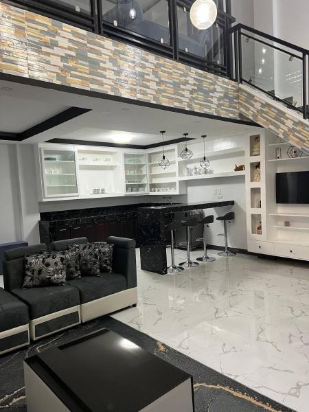 Pike Guest House - Modern Western Style House - San Jacinto
