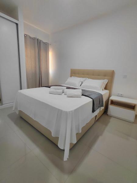 C&c Guesthouse - Praia
