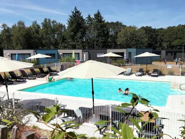 Villa With Private Terrace & Shared Pool - Rochefort-en-Terre