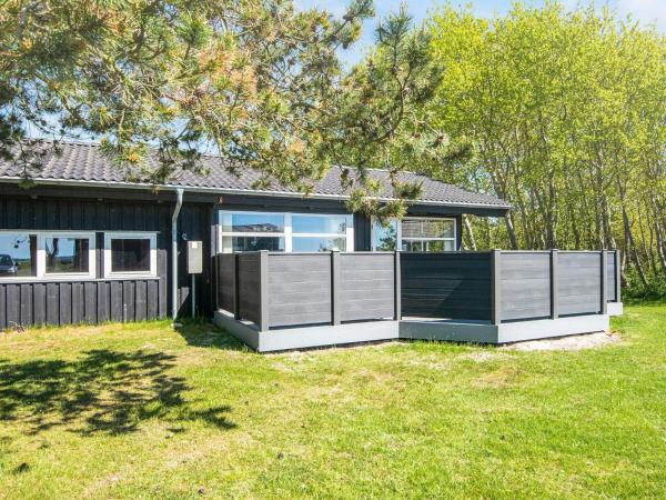 8 Person Holiday Home In Ebeltoft-by Traum - Dinamarca