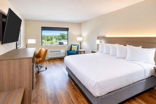La Quinta Inn & Suites By Wyndham Johnston - Des Moines, IA