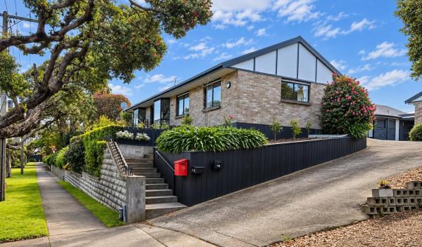 Gallery Grove - New Plymouth Holiday Home - New Plymouth