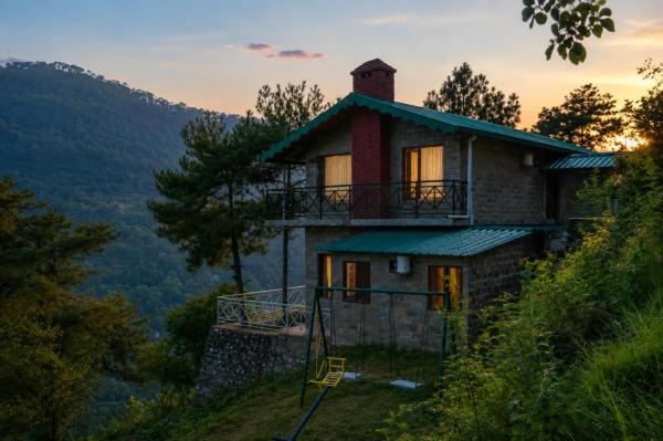 Bhimtal Lake View 3bhk W Pool Gargi Cottages - Nainital