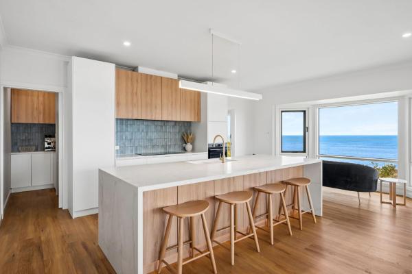 Salt & Peppermint - Beachfront Escape With Stunning Views - Bunbury