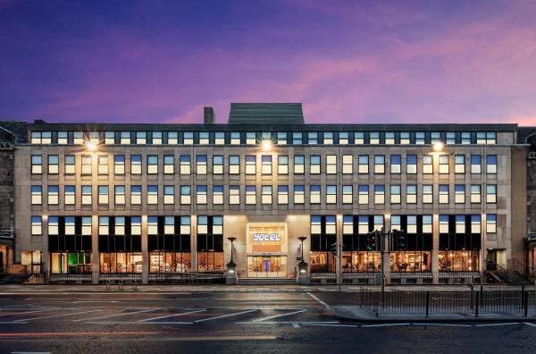 Yotel Edinburgh - Leith