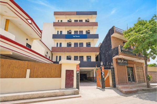 Hotel Balram - ノイダ