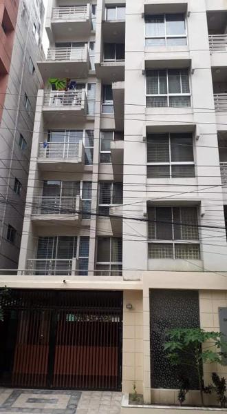 Welcome To Our Spacious And Fully Furnished 3-bedroom Serviced Apartment In Bashundhara Residential Area - Bangladesh