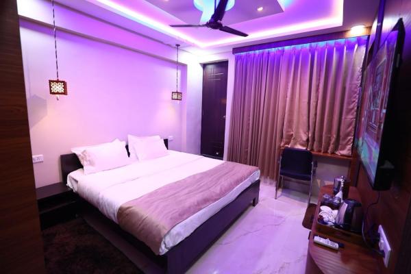 The Sams Home - Lucknow