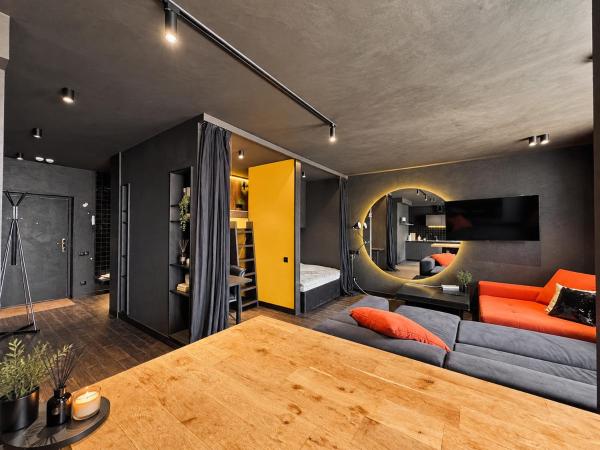Black Apartment At Obolon Residences - Kiev