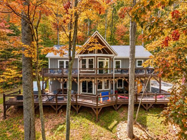 Secluded Mountain Retreat Near Downtown Avl - Asheville, NC