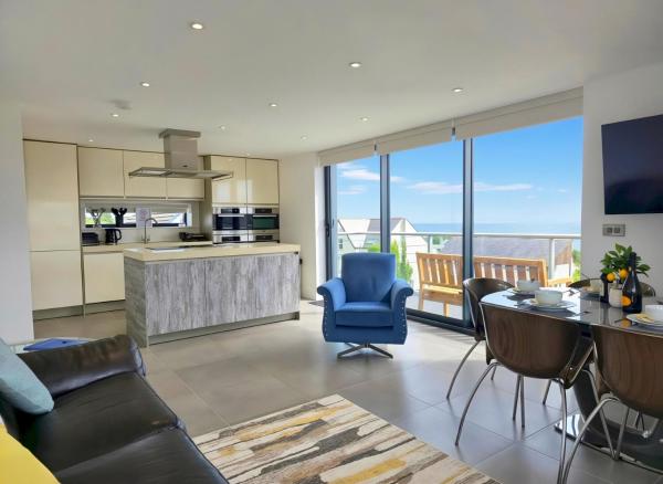 Modern Apartment With Sea View - Pass The Keys - Benllech