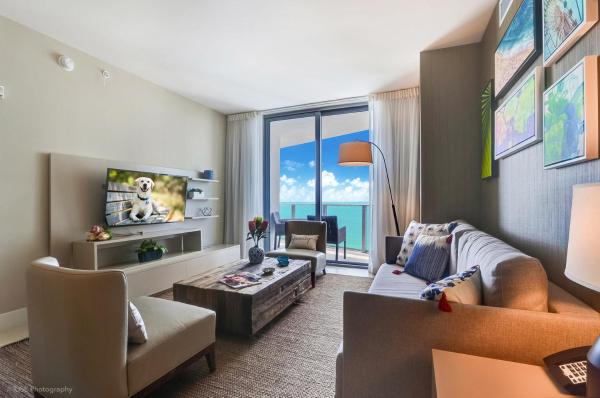 Luxurious 2 Bedroom On The Ocean At Lyfe Resort - Hollywood, FL