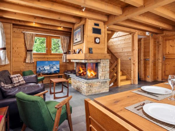 Chalet Chaleureux Avec Cheminée Et Jacuzzi à Méribel - Courchevel 1850