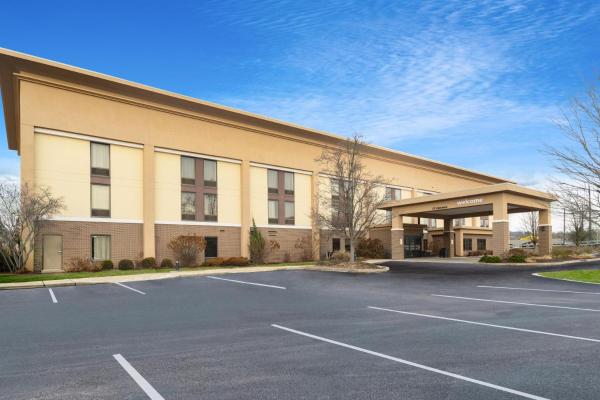 Hampton Inn Marietta - Marietta