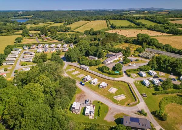 New Park Landshipping - Pembrokeshire