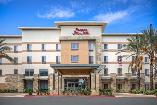Hampton Inn & Suites Riverside/corona East - Corona, CA