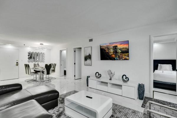 Cozy Ocean View Condo Beach Service And Pool 808 - Miami Beach