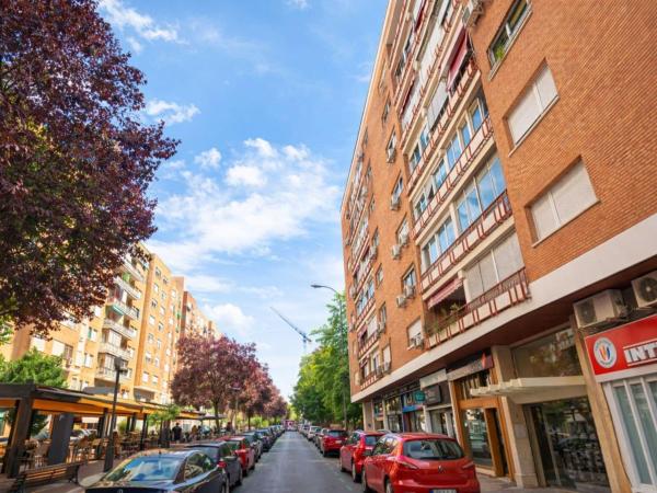 Bright Room In Apartment, Chamartin - Madrid