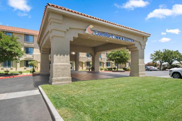 Comfort Inn & Suites Lancaster Antelope Valley - Lancaster