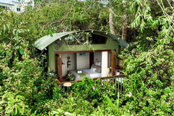 The Treehouse Beach Cabin - Maroochydore