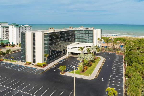 Hilton Cocoa Beach Oceanfront - Cocoa, FL