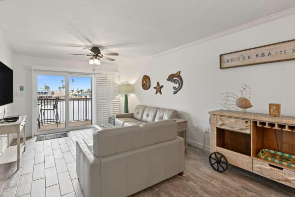 Land's End 3-203 Bay Front - Premier - St. Pete Beach, FL