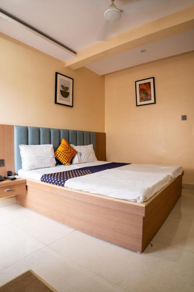 Hotel Shikha - Bhopal