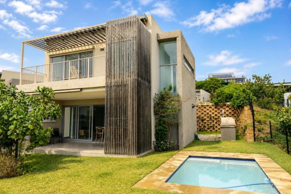 Zululami Estate 3 Bedroom With Pool - Dolphin Coast