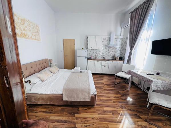 November Central Studio - Lugoj