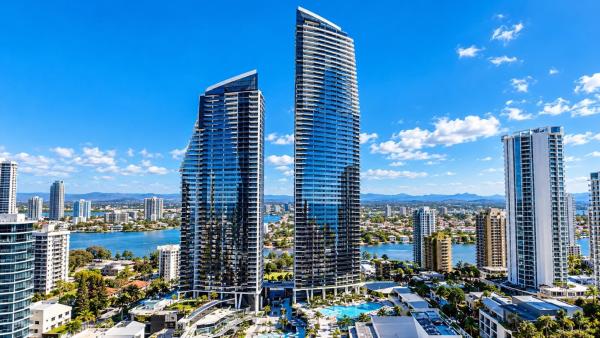 Mantra Circle On Cavill 3 Bedroom 2 Bathroom Ocean And River Views - Gold Coast