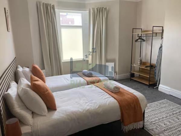 Curzon - 2bdrm 5beds Sleeps5 Ideal 4 Contractors - Gateshead